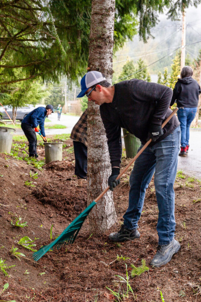How the Local FireSmart Collective Program works | FireSmart BC